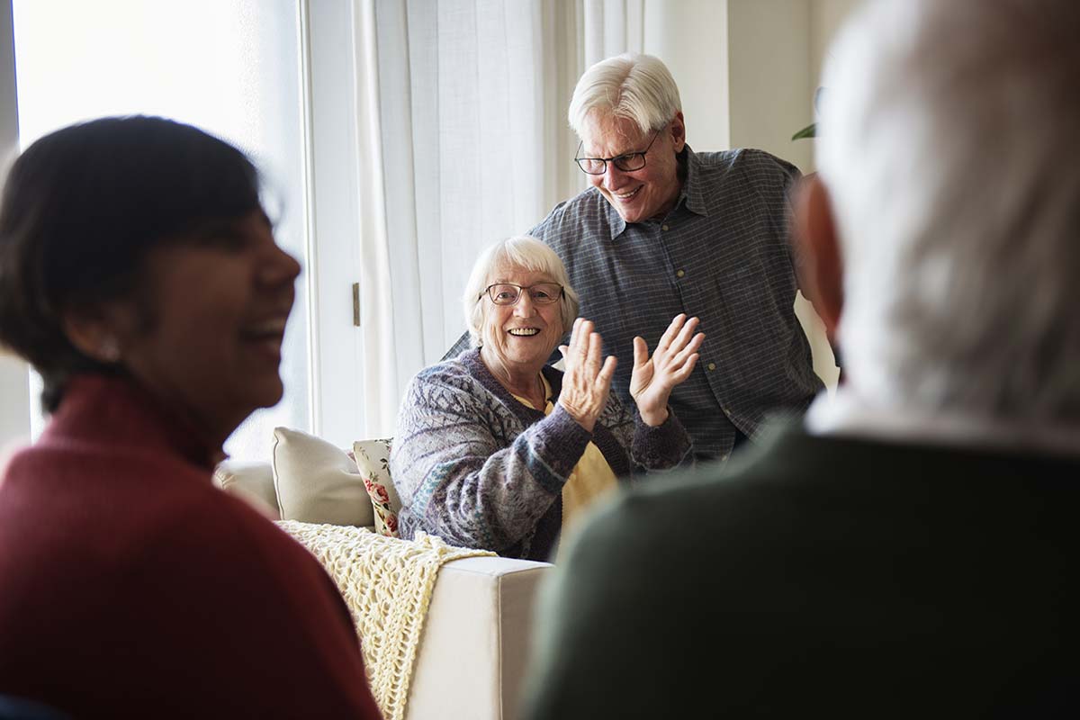How to Be a Good Neighbor in Senior Living Community