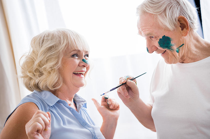 Finding Love As A Jewish Senior - Discovery Village