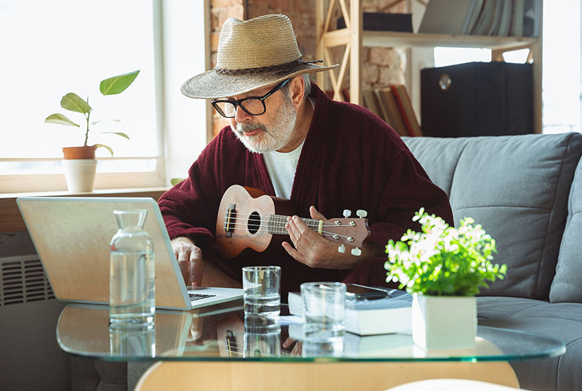 Fun and Engaging Activities For Seniors In Isolation - Discovery Village