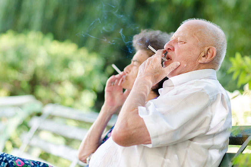 Helping Seniors Quit Smoking - Discovery Village Helping Seniors Quit Smoking - Discovery Village
