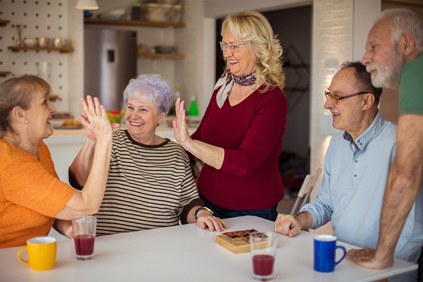 Top Ideas on How to Make Friends in Retirement - Discovery Village