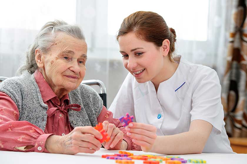 What To Look For In Dementia Care - Discovery Village