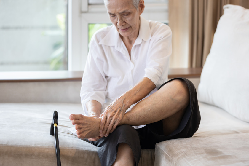 A Guide To Maintaining Your Aging Feet - Discovery Village