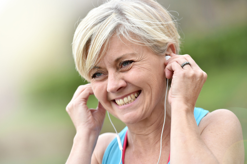 The Power Of Music For Seniors - Discovery Village