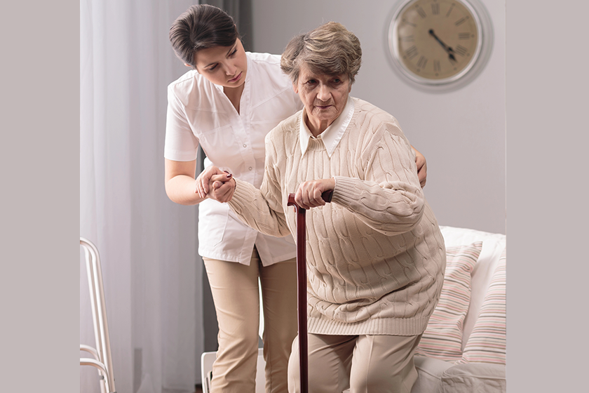 What Causes Difficulty In Walking For Elderly People? - Discovery Village
